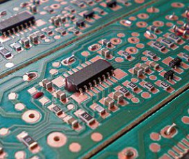 Collage de composants | Eleco Panacol – EFD